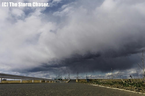 積雲からのびる尾流雲|The Storm Chaser 積雲からのびる尾流雲|The Storm Chaser